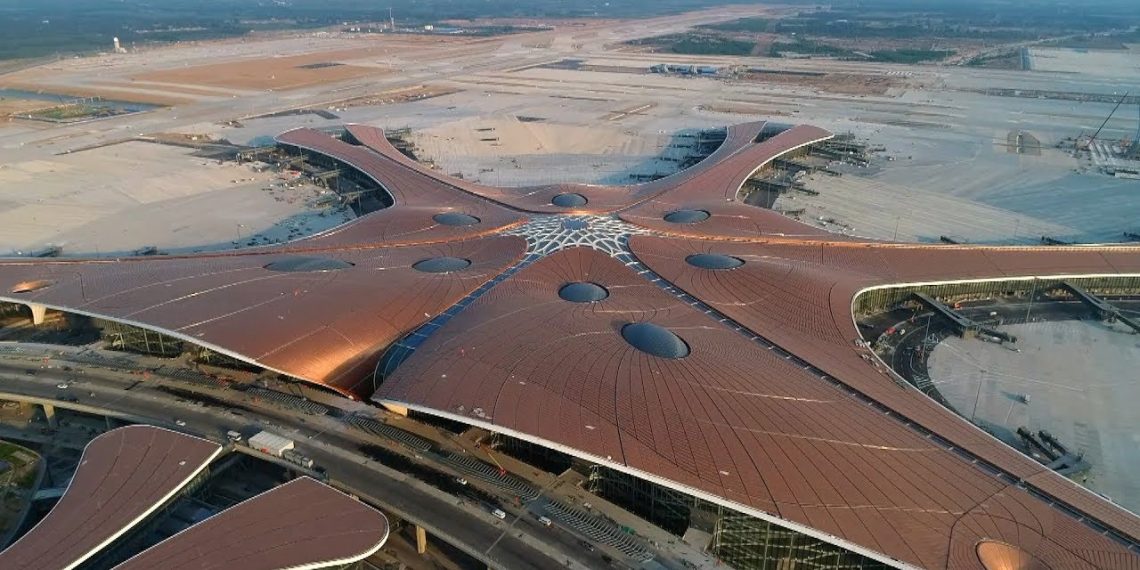 World’s biggest airport in China wowing people with impressive architecture