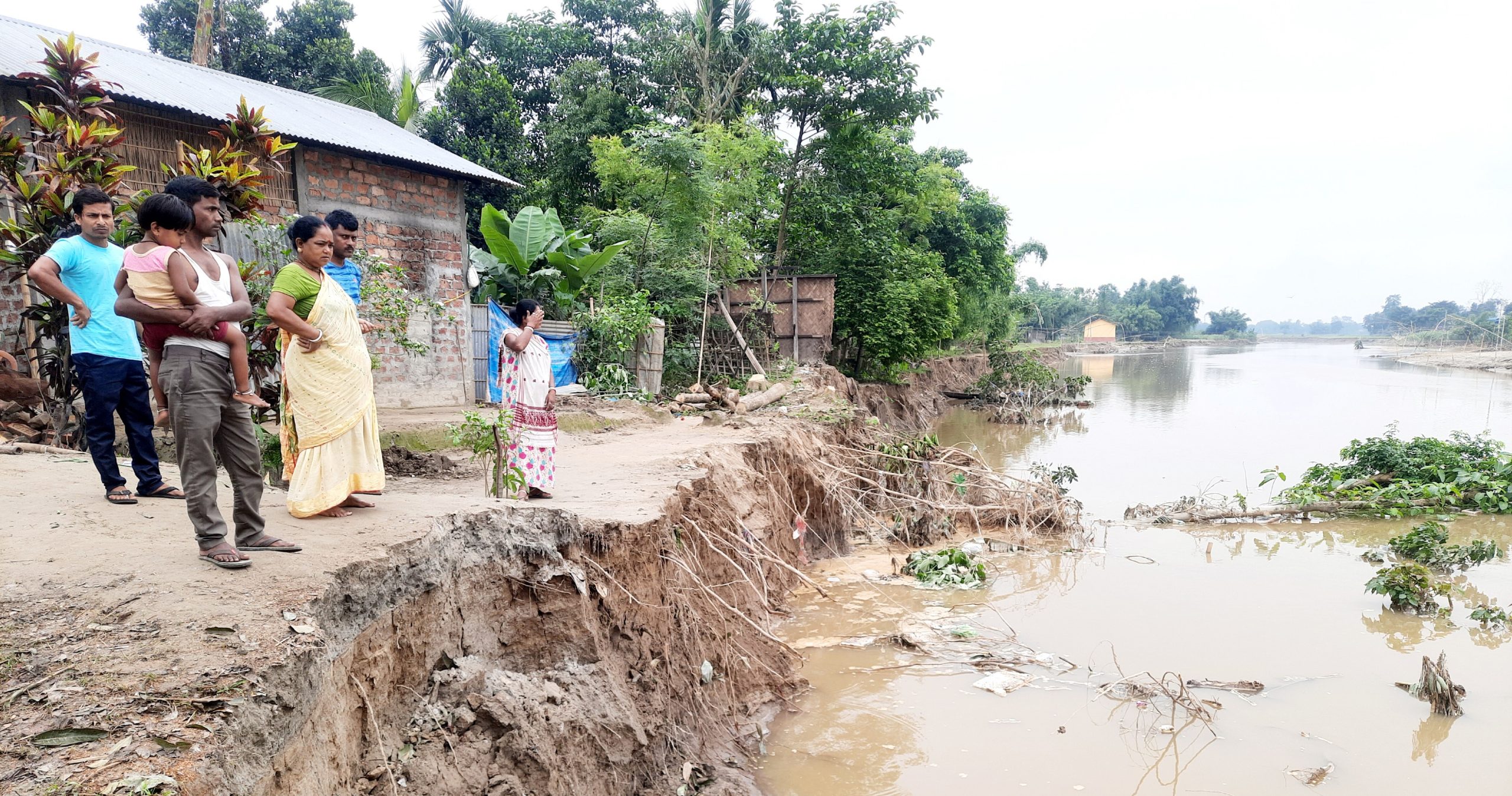 Assam: Erosion of Mangaldoi river poses threat to Gerimari village