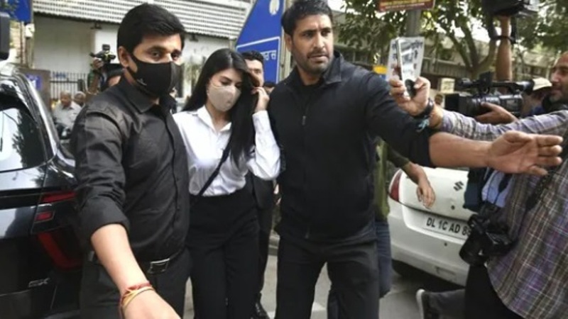 Jacqueline Fernandez gets bail in Rs 200 crore money laundering case Jacqueline Fernandez gets bail in Rs 200 crore money laundering case