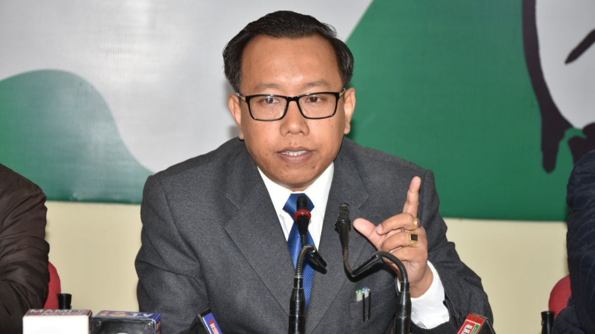 Manipur: Congress slams State BJP over re-engagement of Chief Secretary