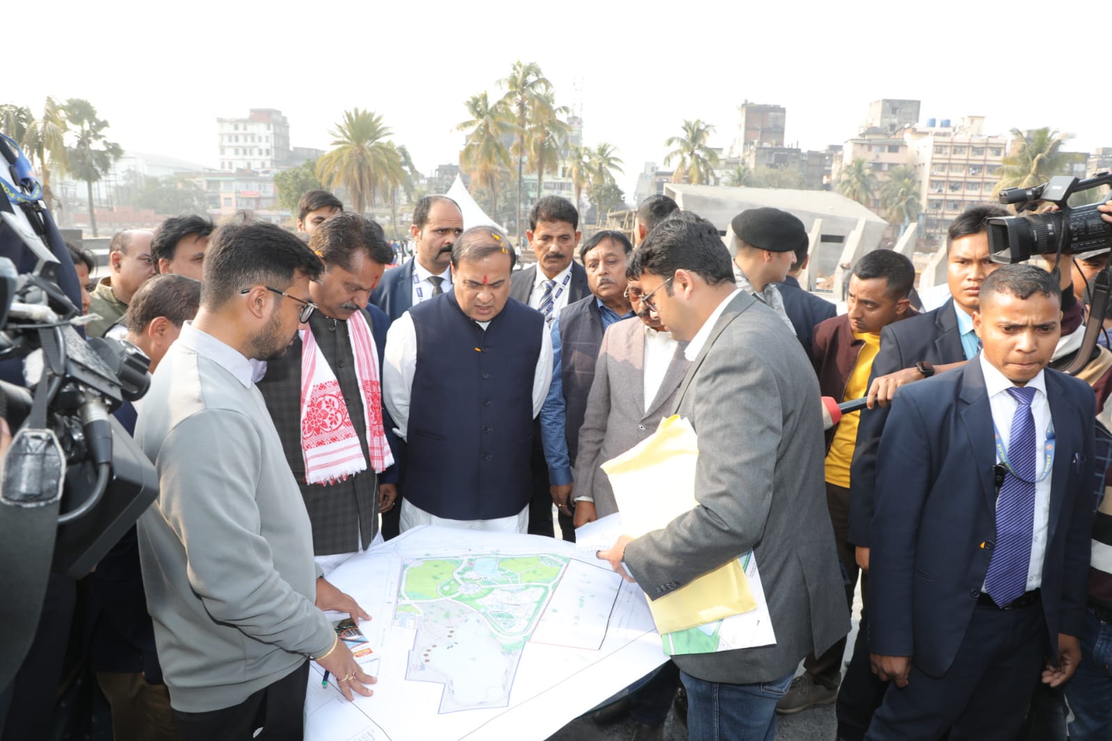 Assam: CM Himanta Biswa Sarma inaugurates Jor Pukhuri Park in Guwahati Assam: CM Himanta Biswa Sarma inaugurates Jor Pukhuri Park in Guwahati
